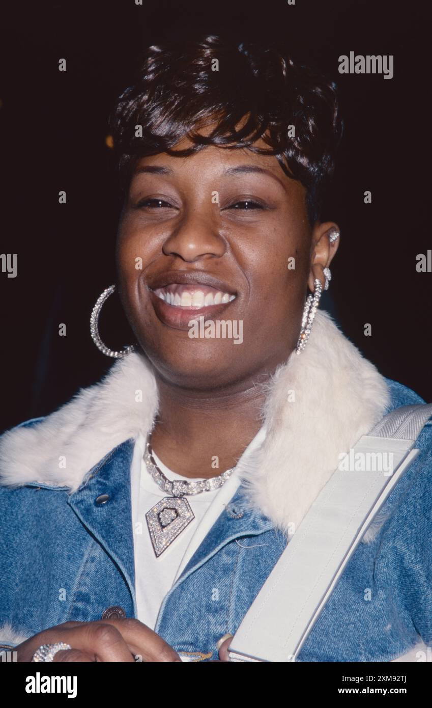 Missy elliott 2000 hi-res stock photography and images - Alamy