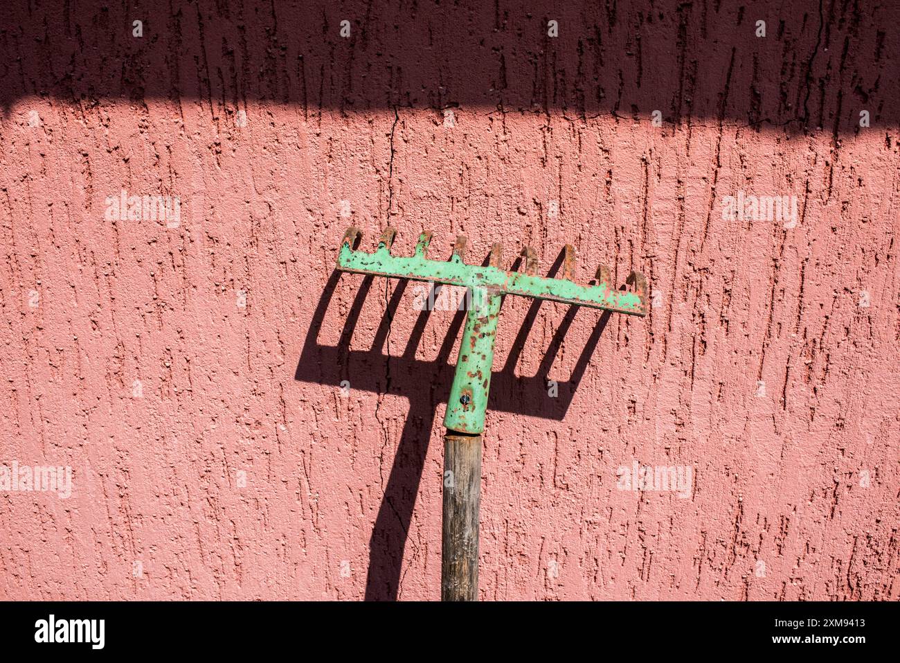 Battered plaster hi-res stock photography and images - Alamy