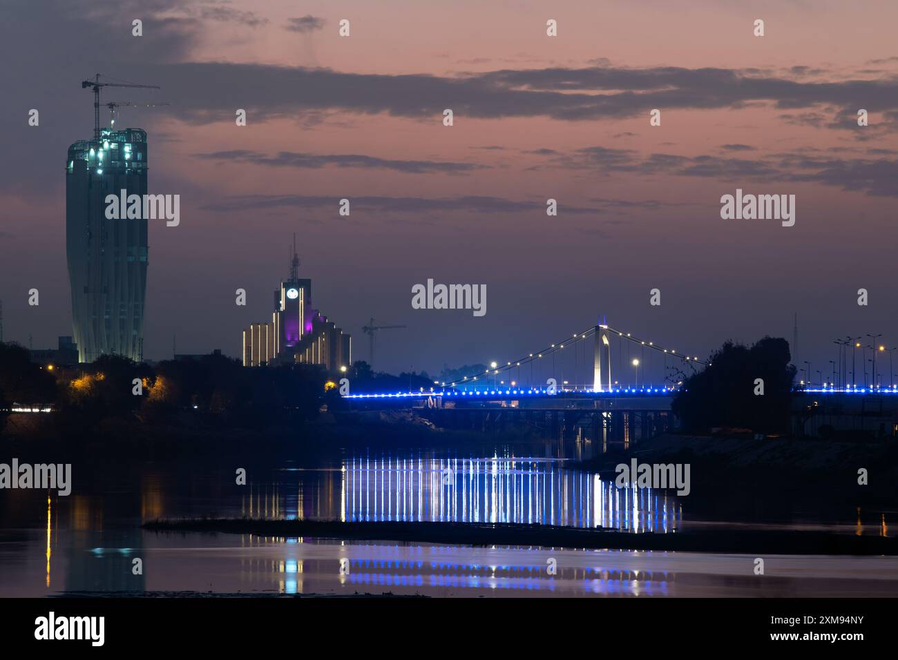 Baghdad city sunset iraq hi-res stock photography and images - Alamy