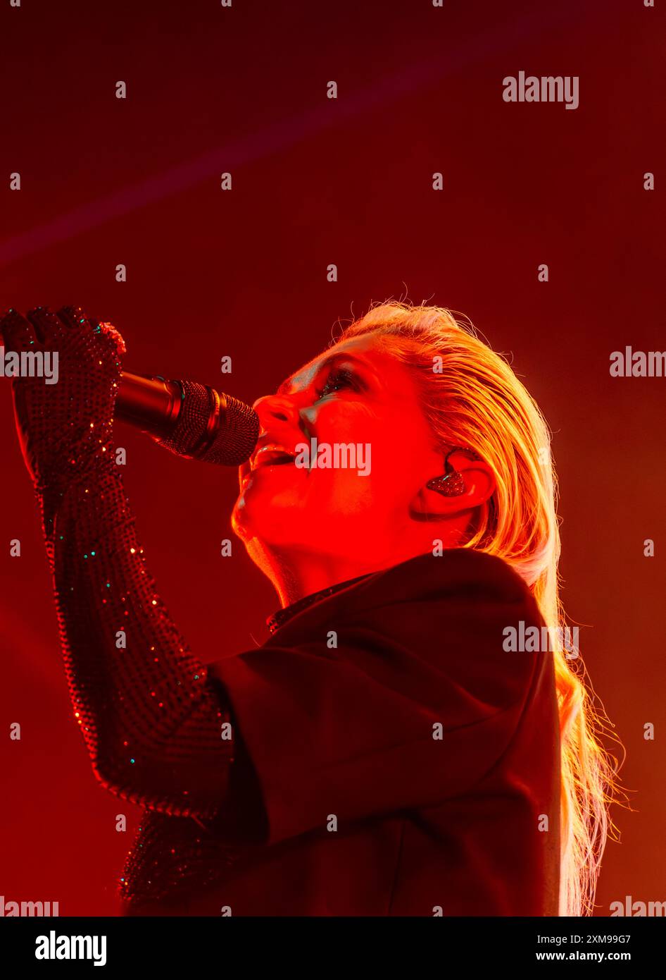 Latitude festival 2024 goldfrapp hi-res stock photography and images ...