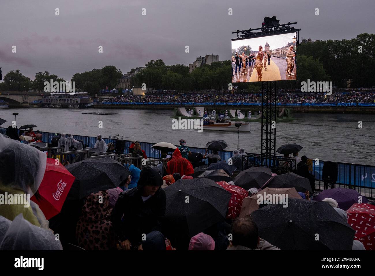 Aya nakamura paris hi-res stock photography and images - Alamy