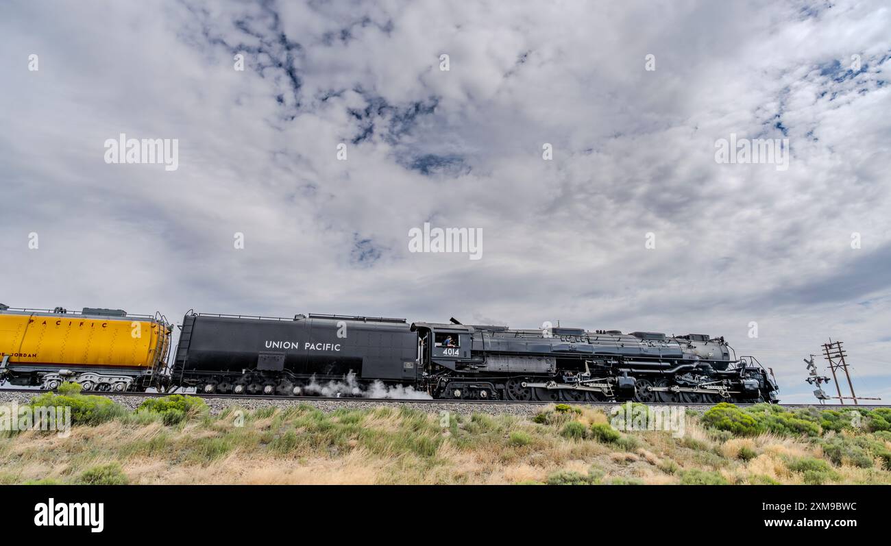 Union Pacific Big Boy steam engine 4014 operating west of Hanna Wyoming Stock Photo - Alamy