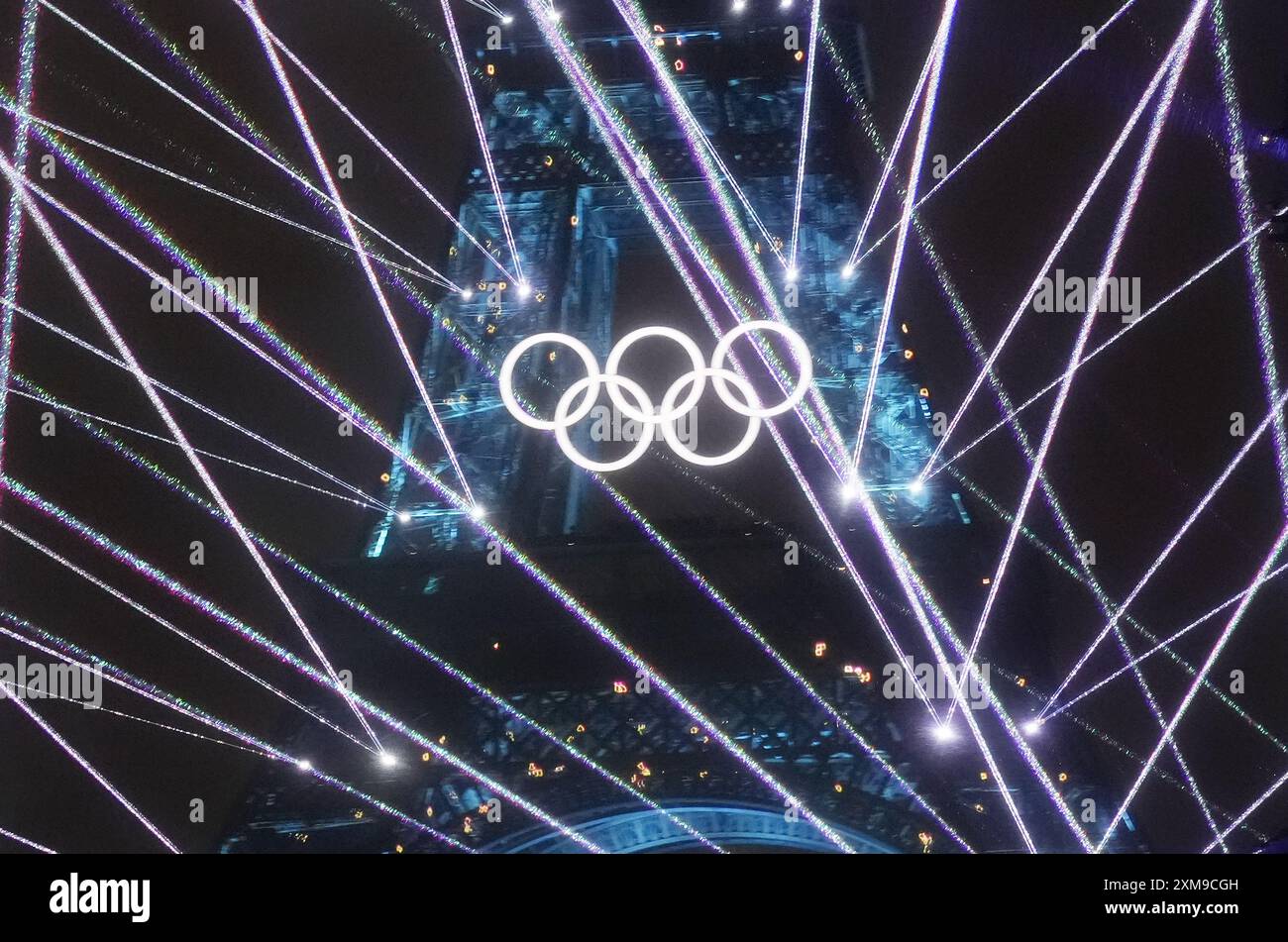 Paris, France. 26th July, 2024. A laser light show beams from the ...