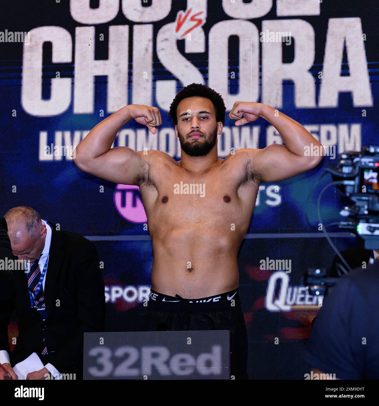 Left hand of moses hi-res stock photography and images - Alamy