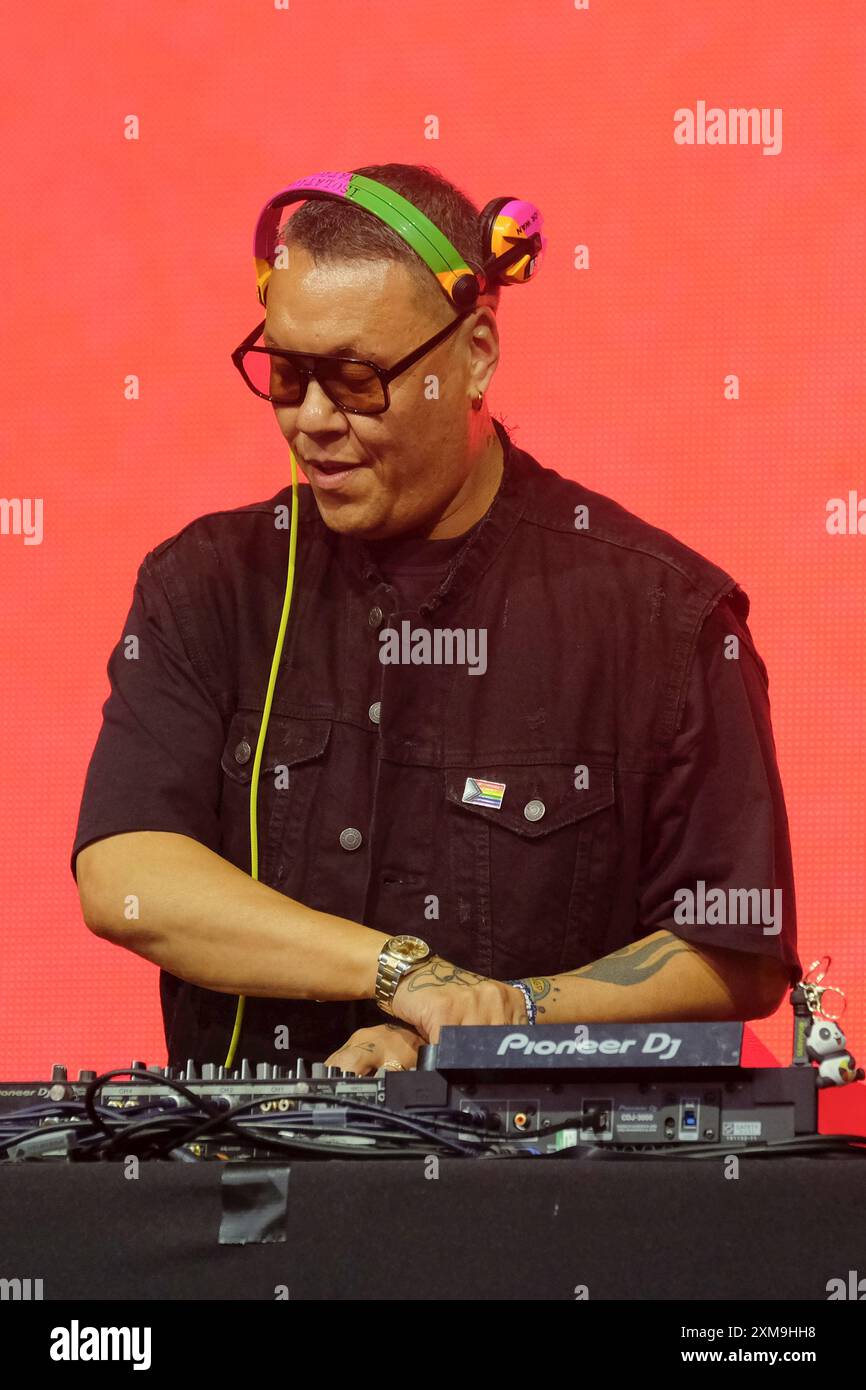 Lulworth, UK. 26th July, 2024. Born to English mother, and Chinese ...