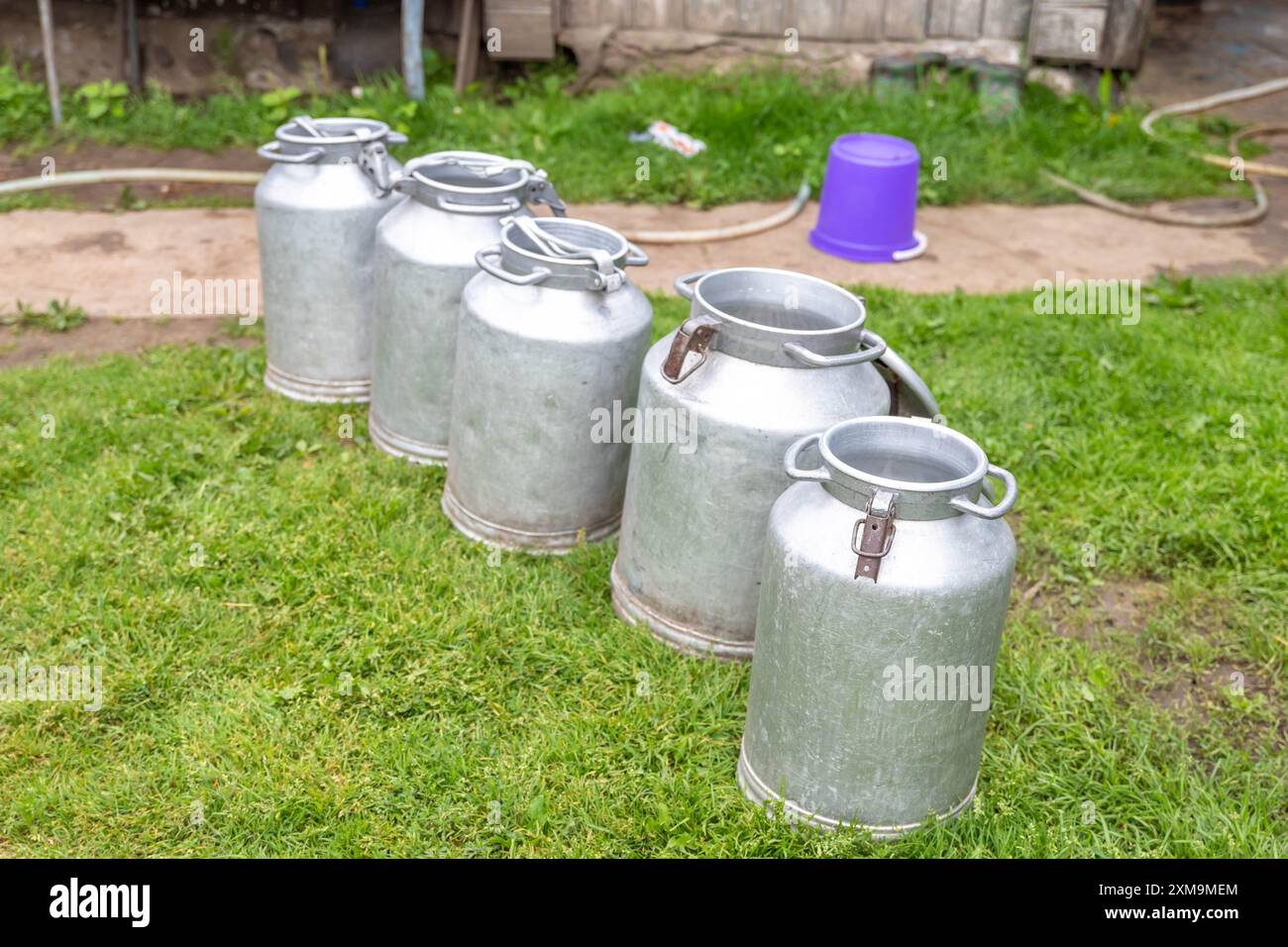 Open air farm hi-res stock photography and images - Alamy