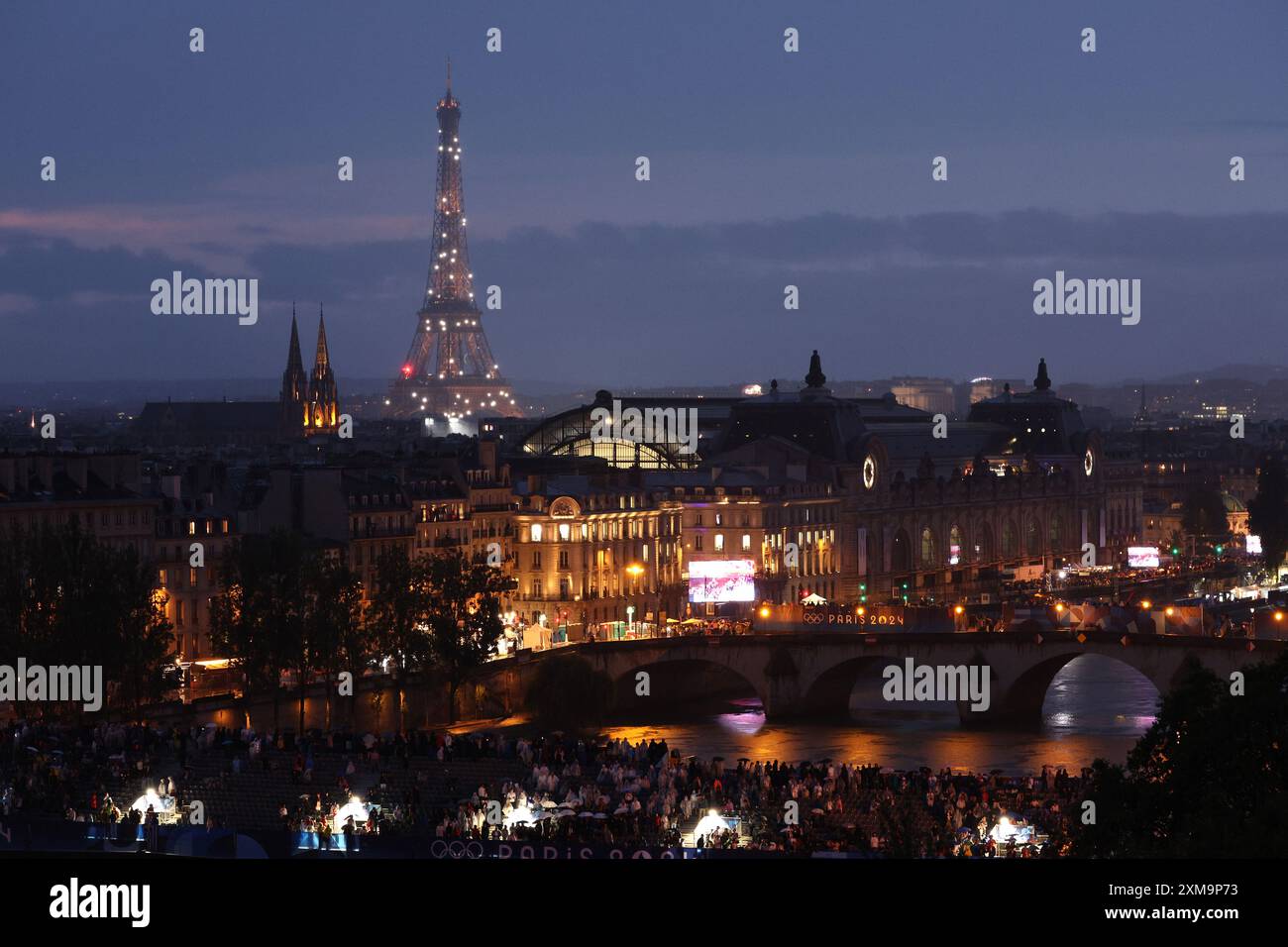 (240726) -- PARIS, July 26, 2024 (Xinhua) -- A general view of Paris ...