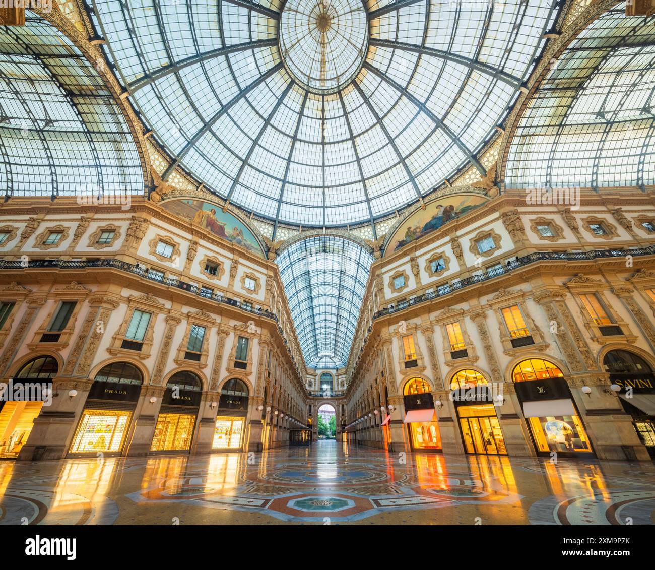 The Galleria Vittorio Emanuele II is Italy's oldest active shopping ...