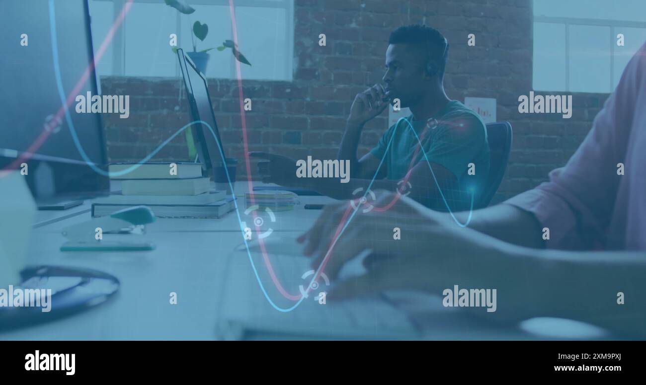People working with computers hi-res stock photography and images - Alamy