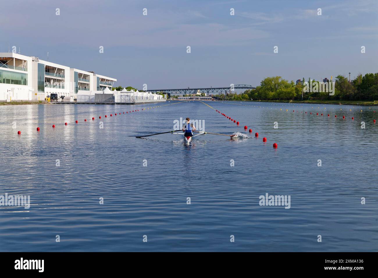 Rowing pool hi-res stock photography and images - Alamy