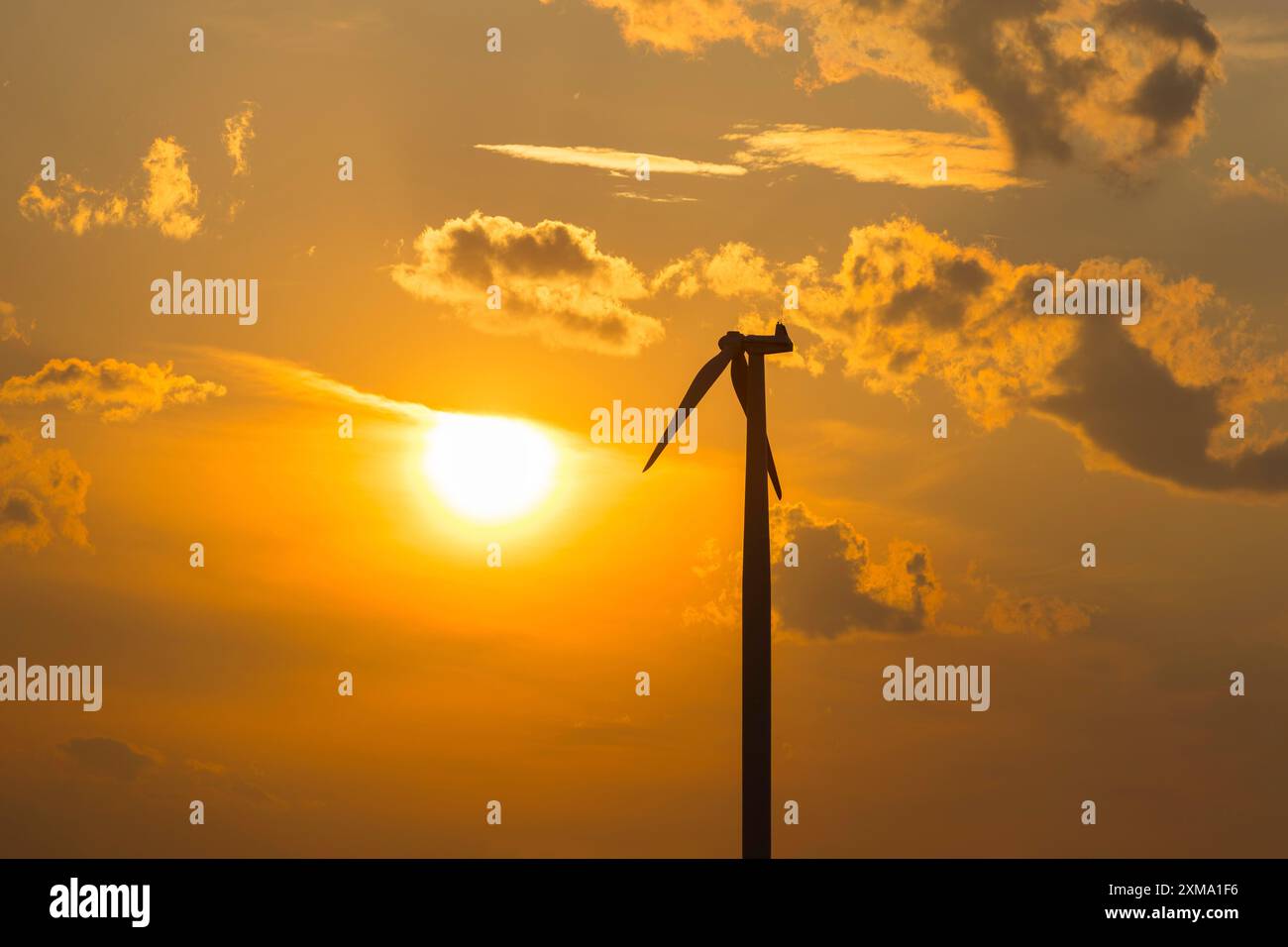 Defective wind turbine with a broken rotor blade, sunset, Swabian Alb ...