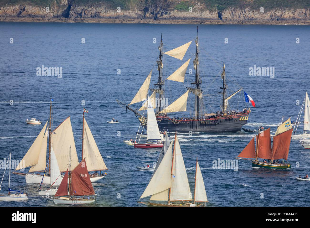 Three-masted Etoile du Roy, replica of a corsair frigate from 1745 ...