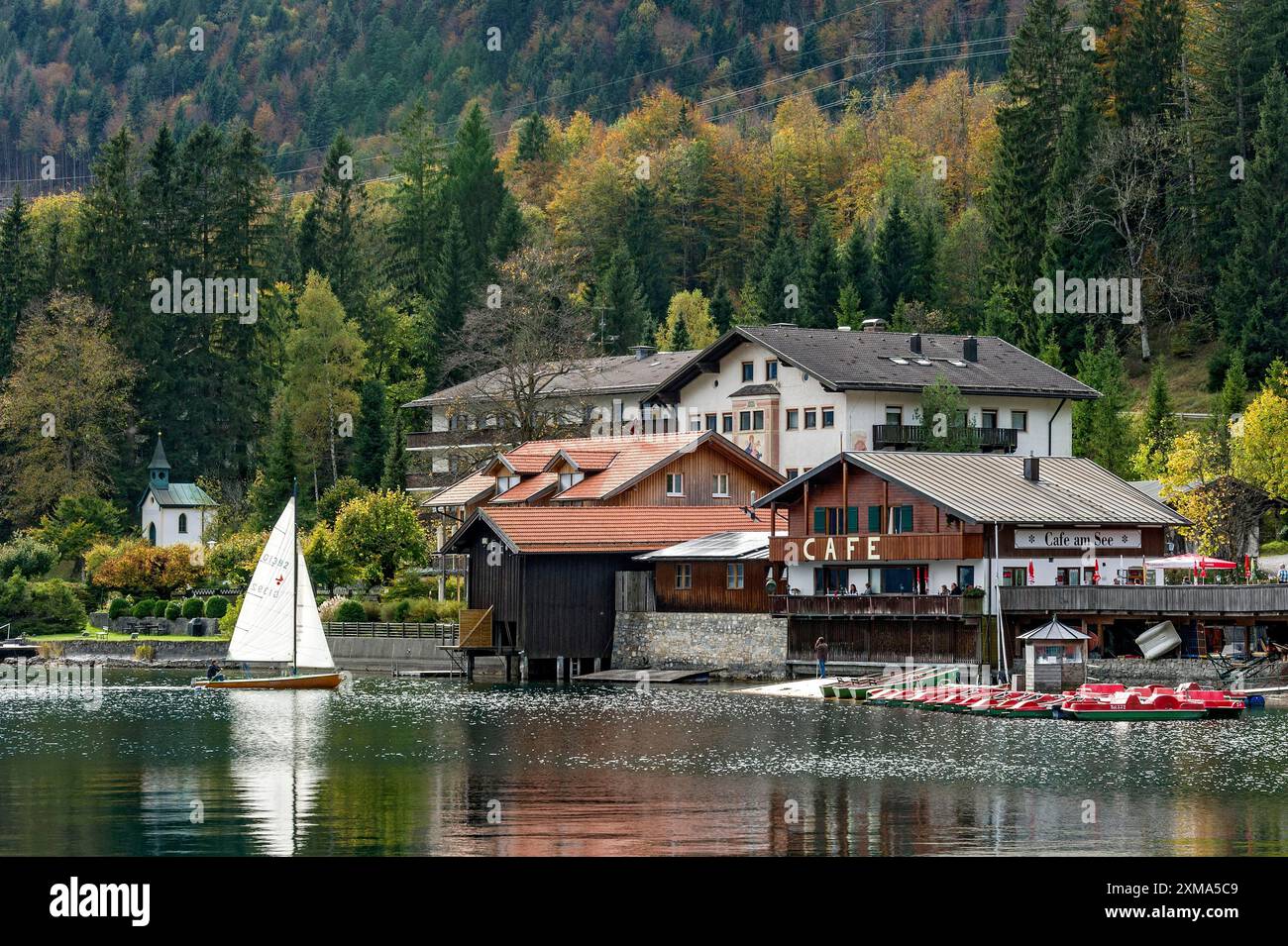 Sailing boat, lakeside cafe, inn, shore of Urfeld am Walchensee, municipality of Kochel am See ...