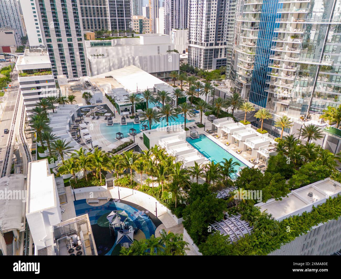 Worldcenter hotel hi-res stock photography and images - Alamy