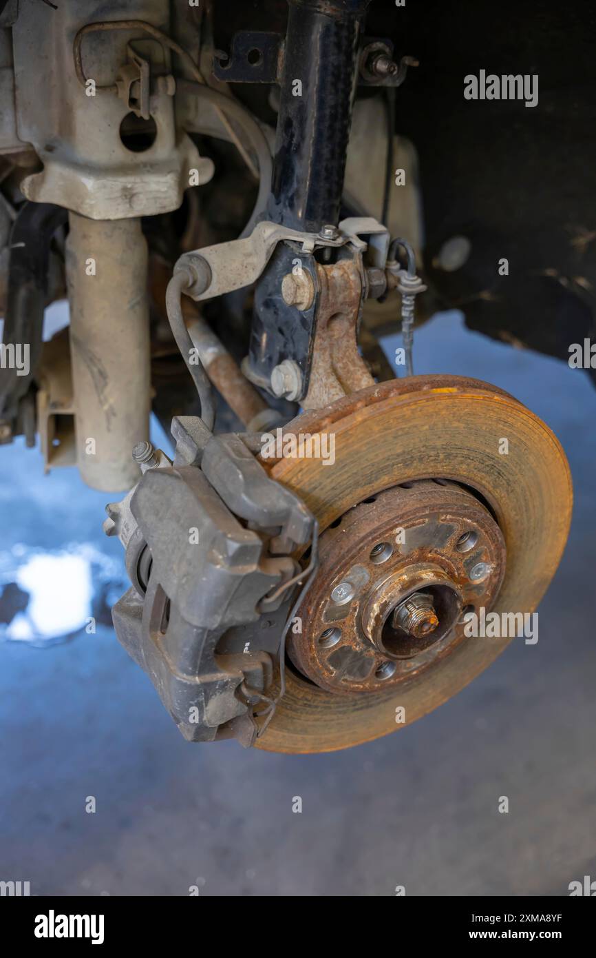 Shock absorbers car hi-res stock photography and images - Alamy