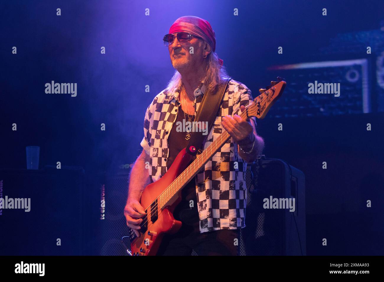 Roger GLOVER on the bass guitar Stock Photo - Alamy