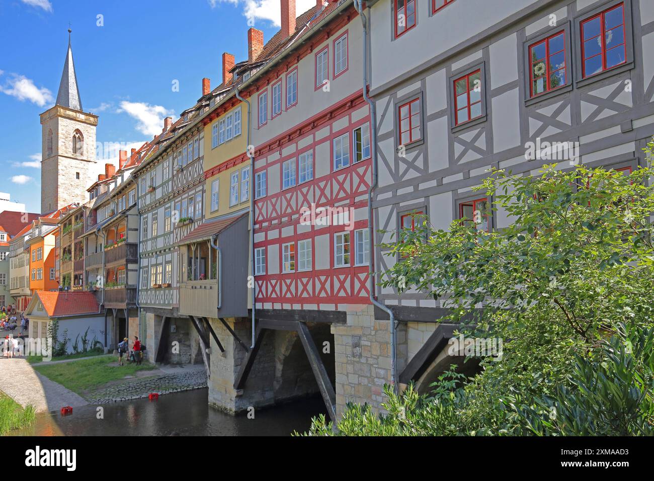 Famous Kraemerbruecke and Gothic Aegidienkirche with river Gera, idyll ...