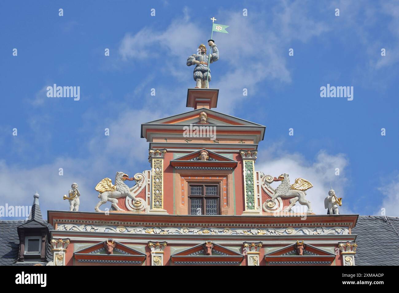 Roof figure with decorations and sculptures, lance, man, warrior ...