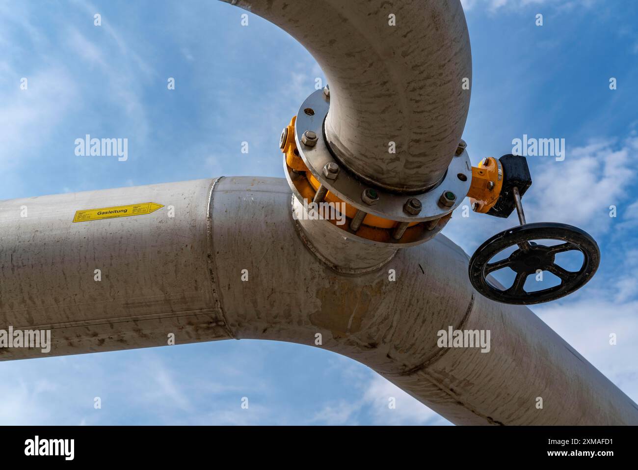 Biogas plant, use of solid manure as an energy source, gas pipelines ...