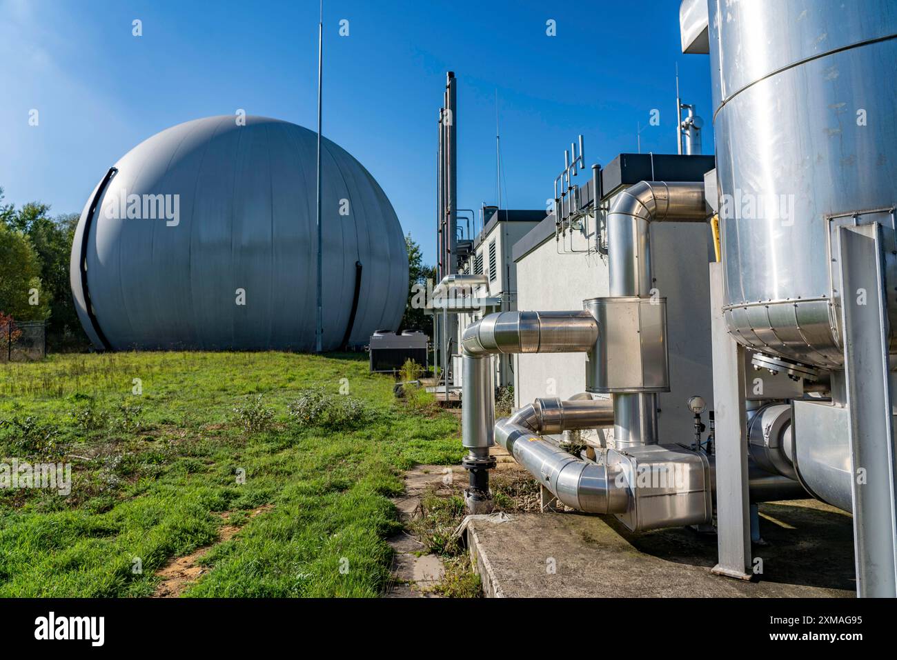 Fine desulphurisation of the gas mixture using an activated carbon ...