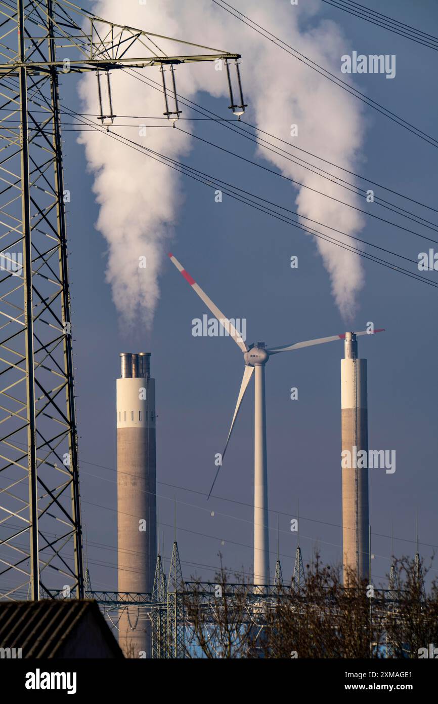High-voltage power line, high-voltage pylon, chimney of the RZR Herten ...