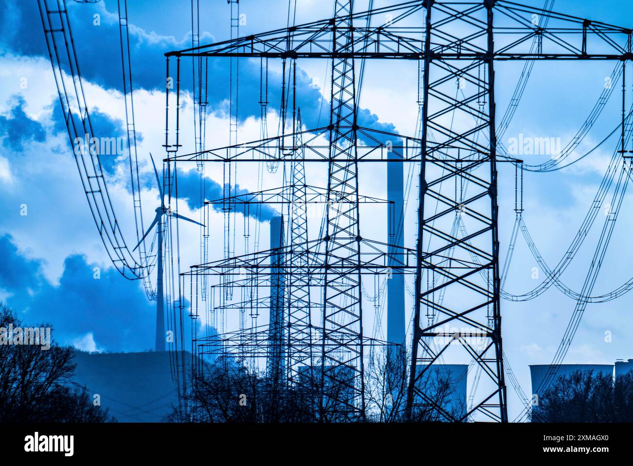High-voltage power lines, overhead pylons, UNIPER coal-fired power ...