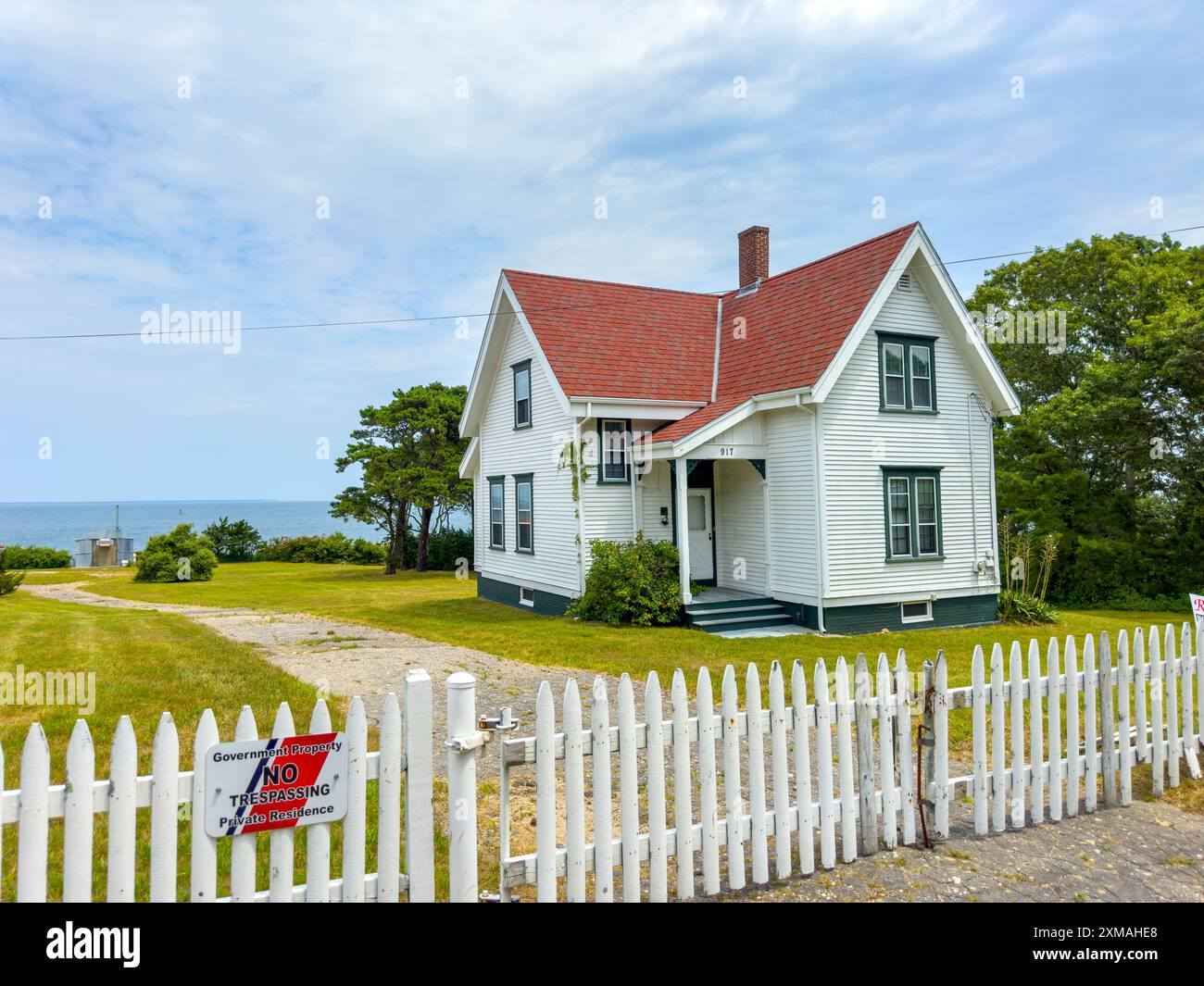 Photo of the West Chop Lighthouse on Marthas vineyard Stock Photo - Alamy