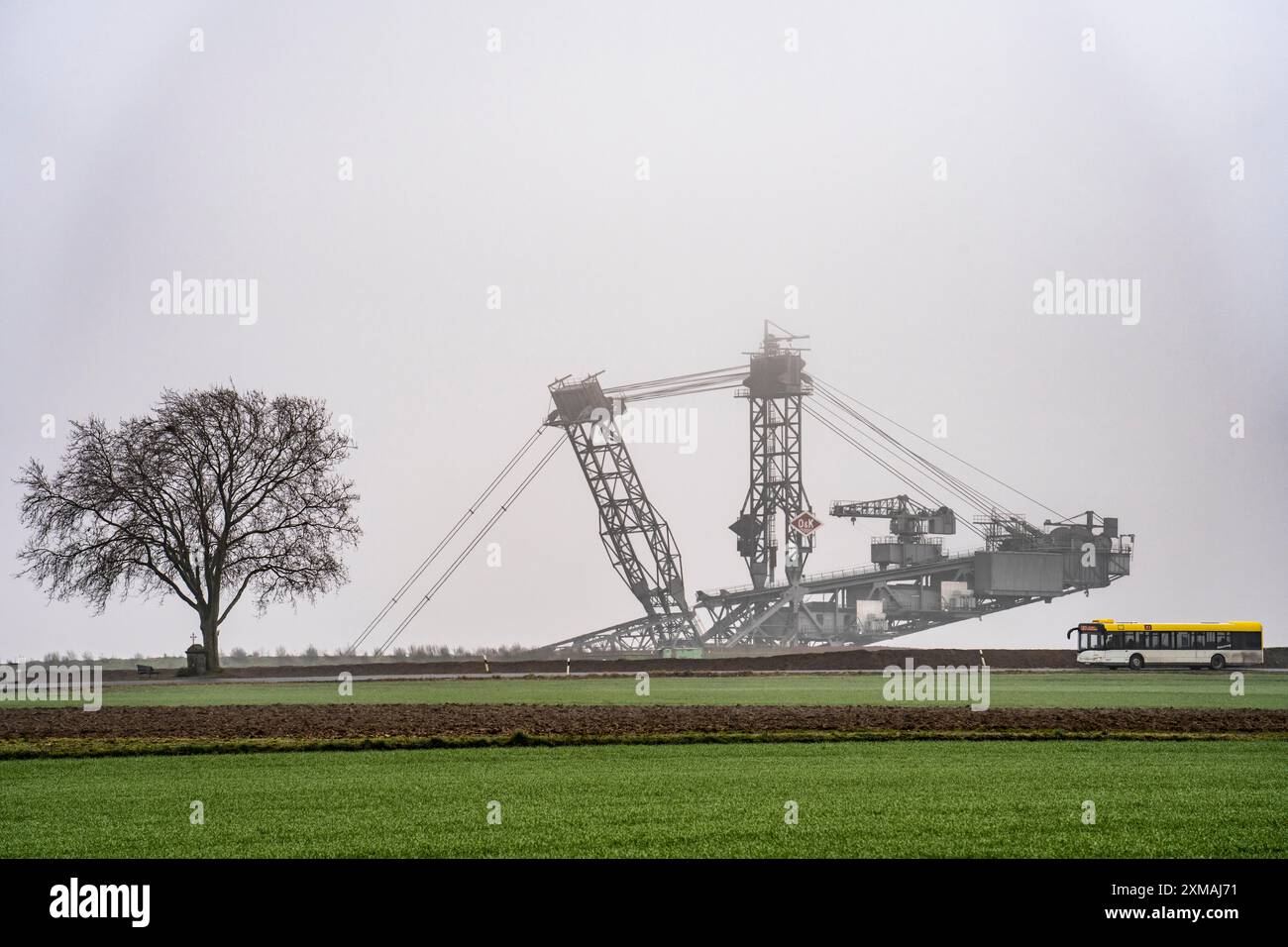 Fog on open mine hi-res stock photography and images - Alamy