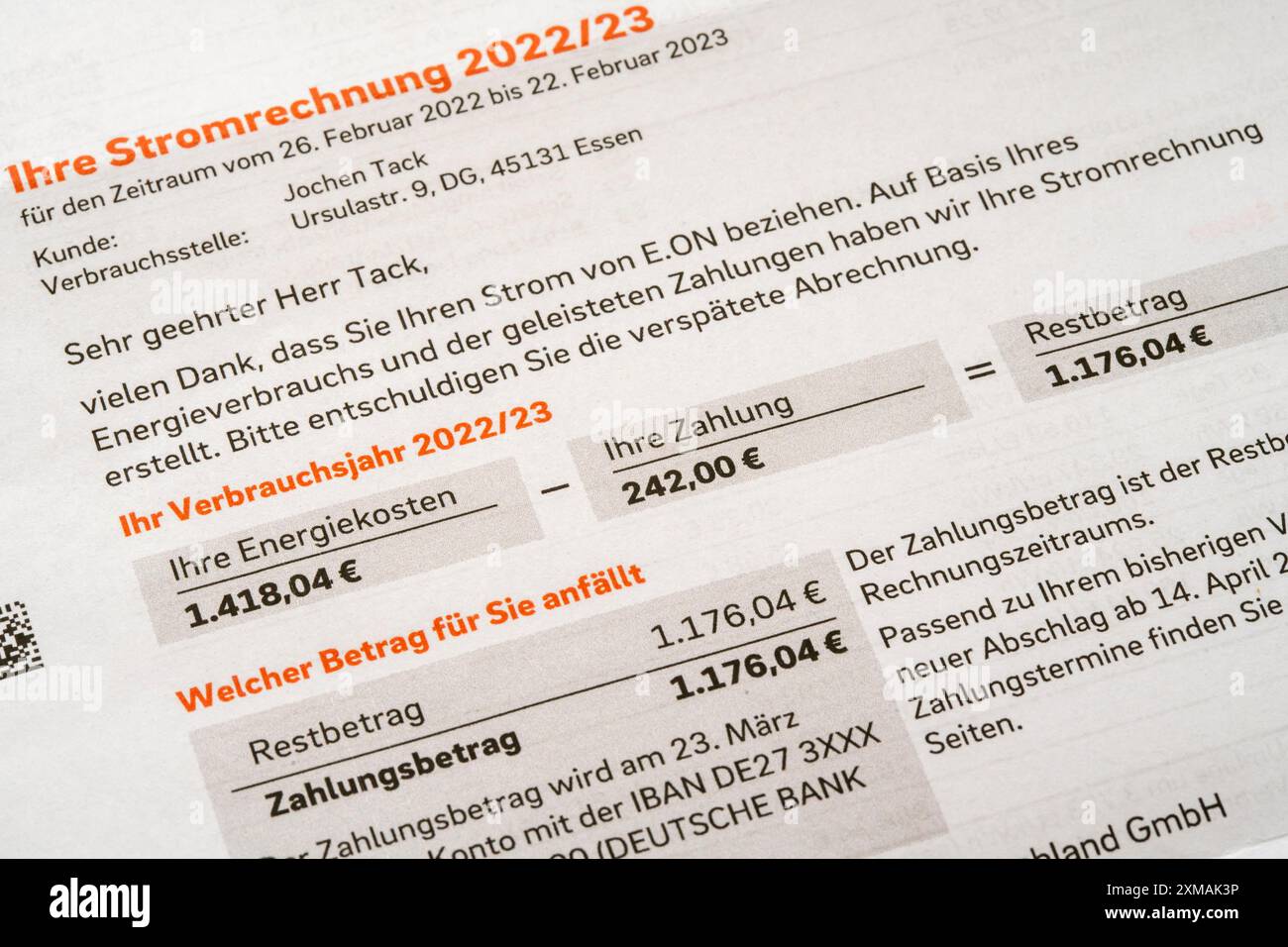Symbolic image of electricity bill, billing of an electricity provider ...