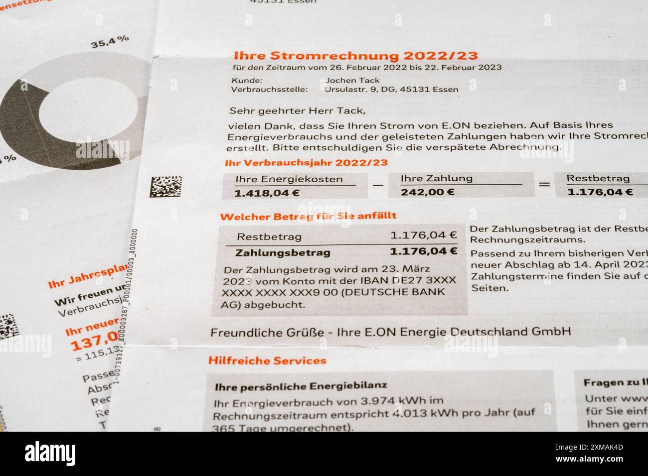 Symbolic image of electricity bill, billing of an electricity provider ...