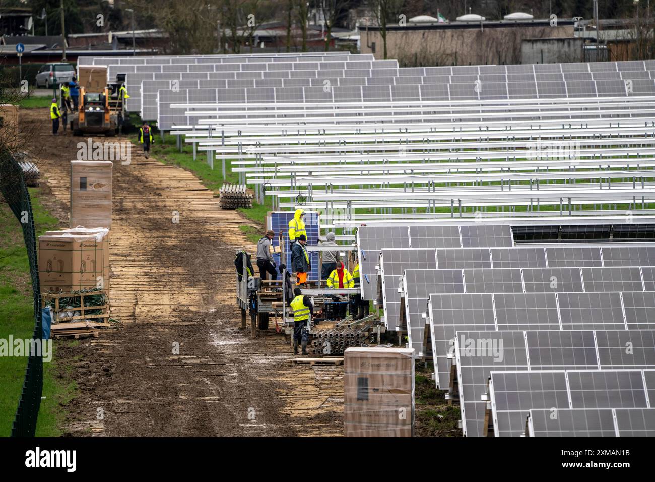 Construction of a solar park in Neukirchen-Vluyn, over 10, 000 solar ...