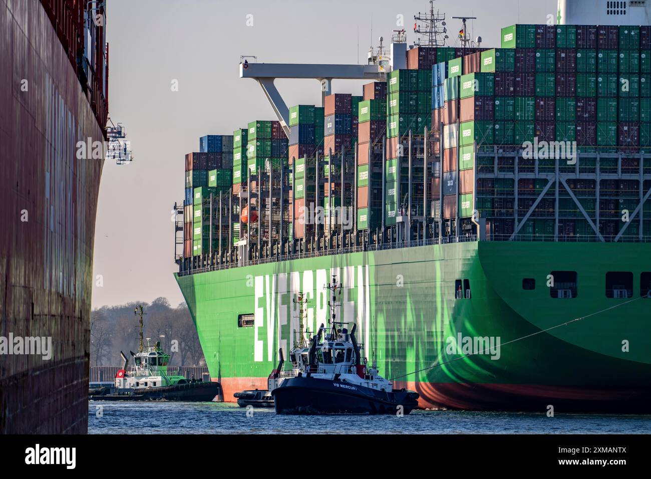 Container ship Ever Gifted, arriving at the port of Hamburg ...