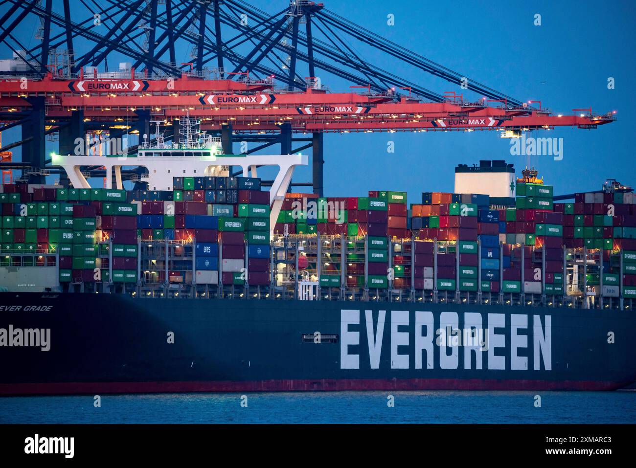 Container ship of the Evergreen shipping company, Ever Grade, being ...