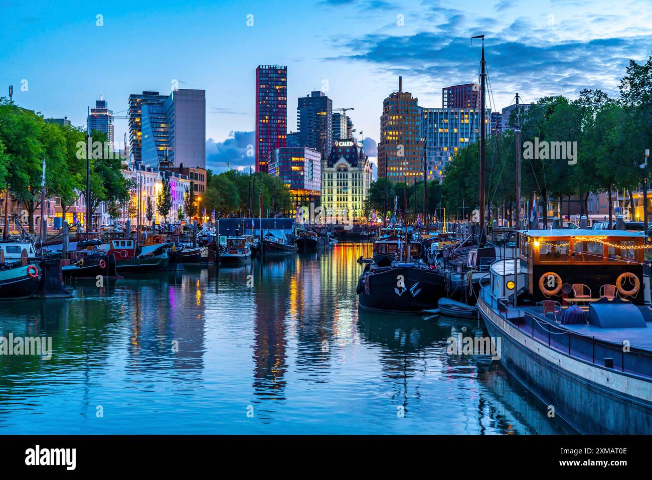 Rotterdam city centre, Oudehaven, historic harbour, The White House ...