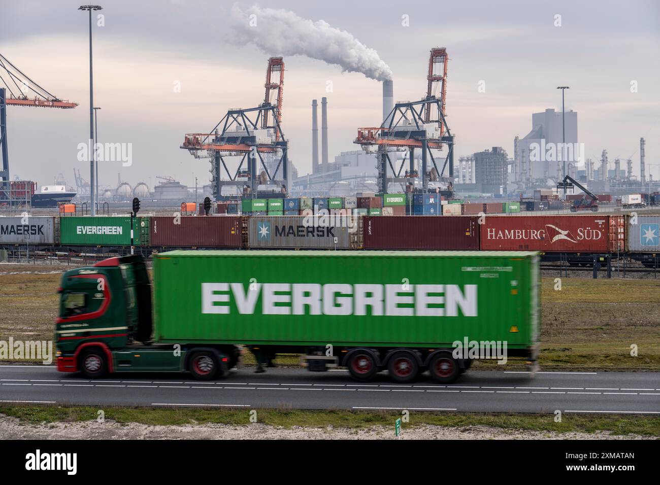 Goods train, container train, brings containers to Euromax Container ...