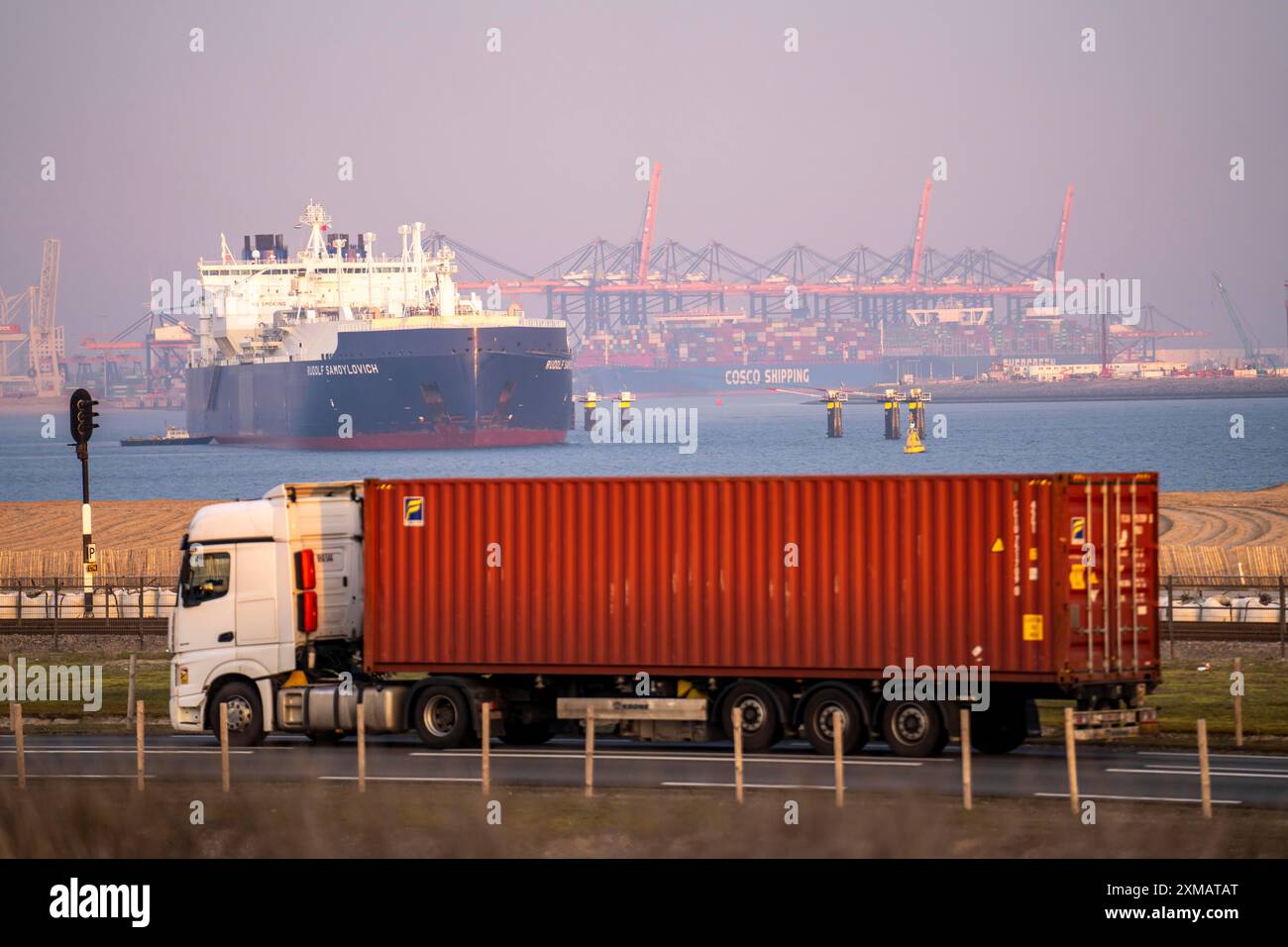 LNG tanker Rudolf Samoylovich, for liquefied natural gas in the seaport ...
