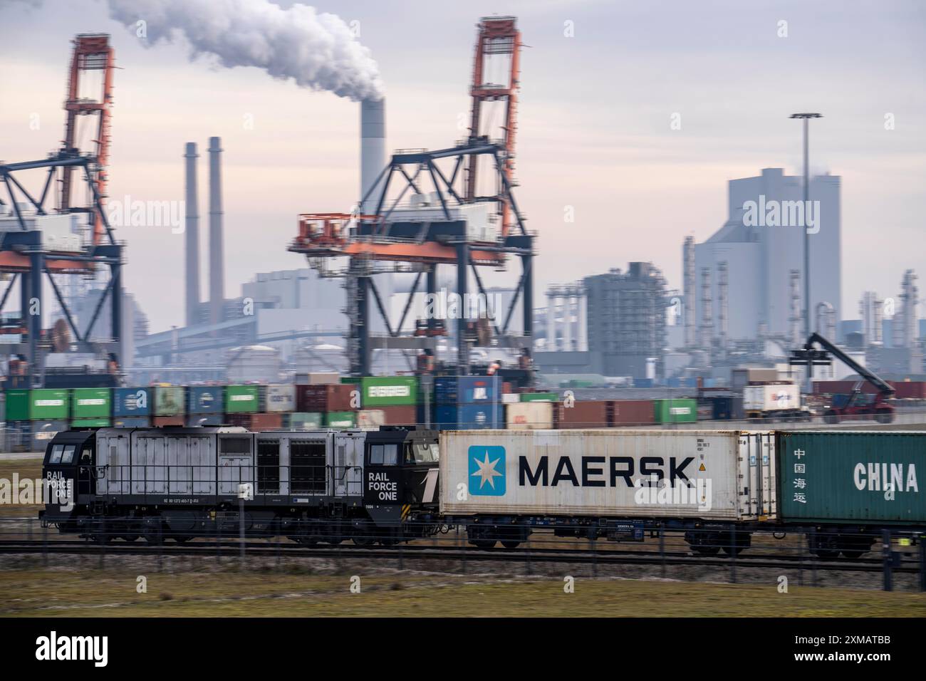 Goods train, container train, brings containers to Euromax Container ...