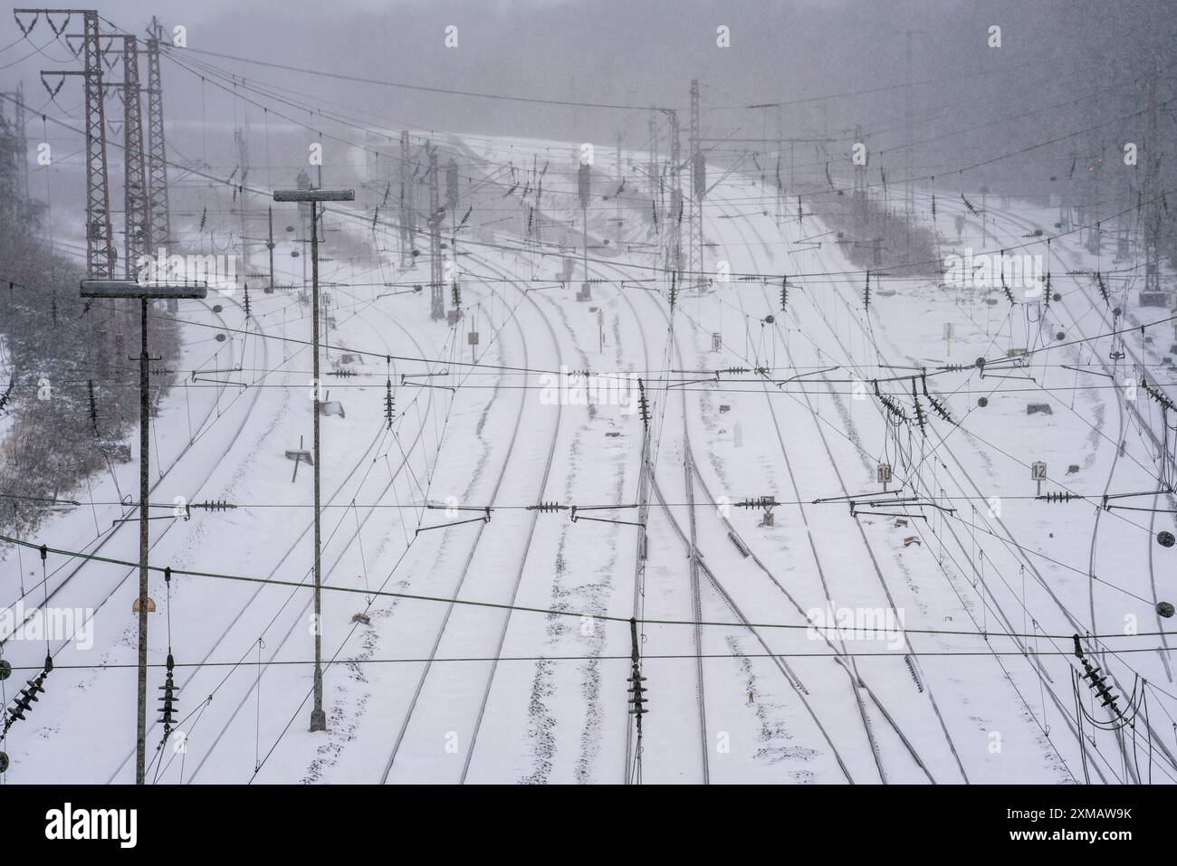 Onset of winter with lots of fresh snow and temperatures below -5 ...