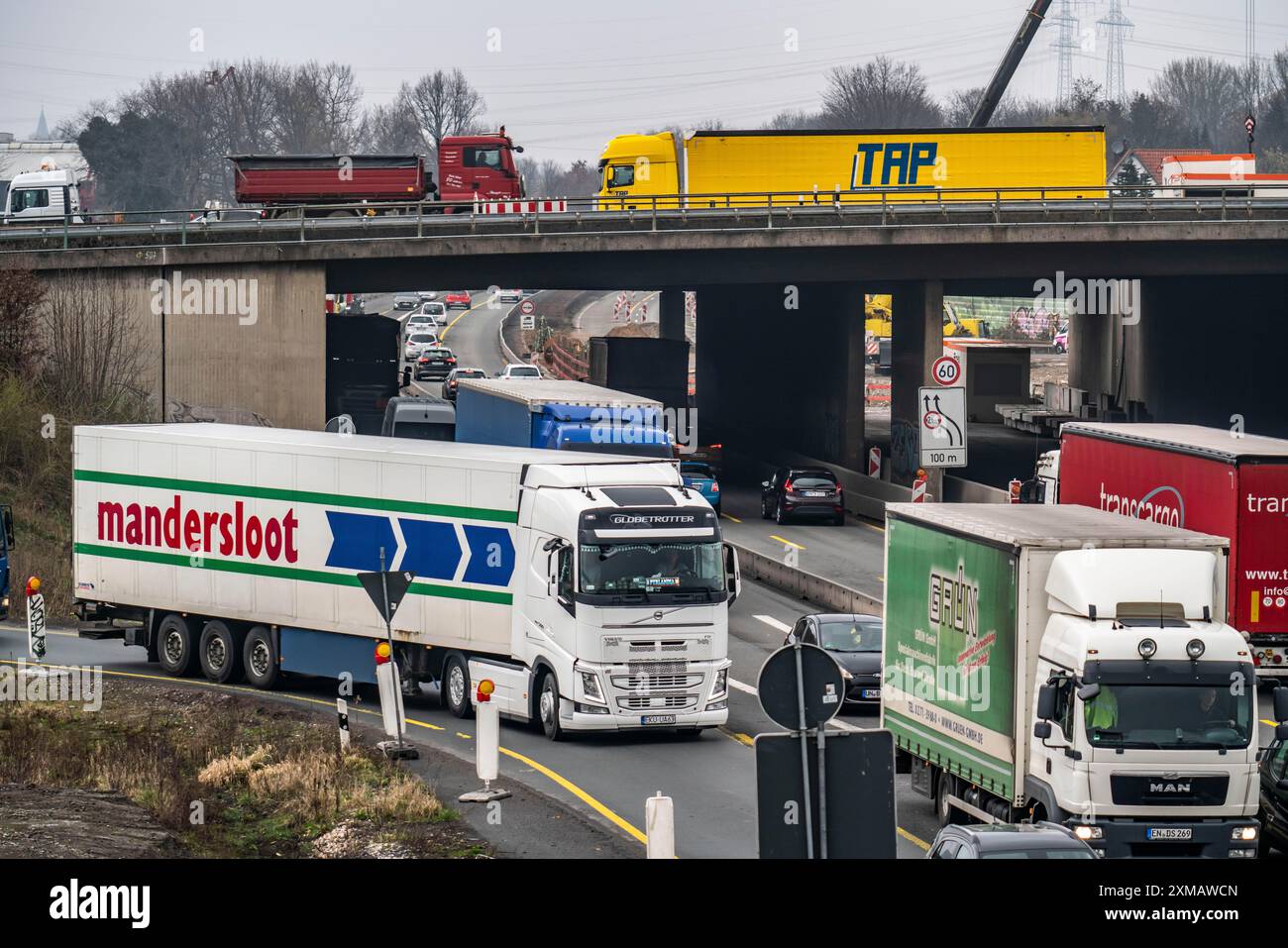 Heavy traffic at the Herne motorway junction, A42 and A43, major ...