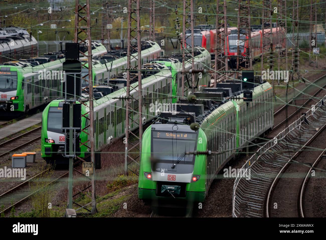 S-Bahn train heading west, Duisburg, regional trains, regional railways ...