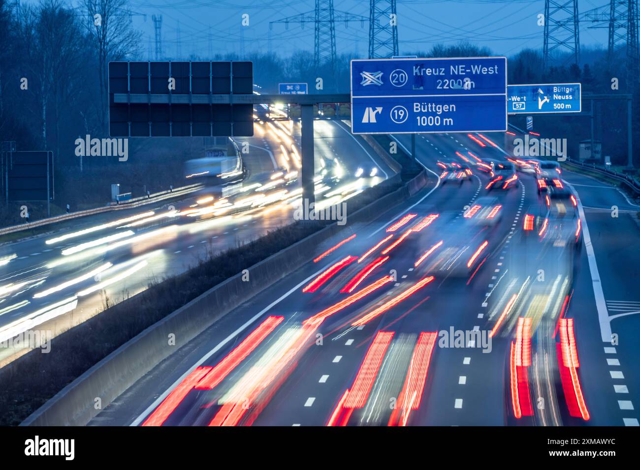Overhead shot traffic sign hi-res stock photography and images - Alamy