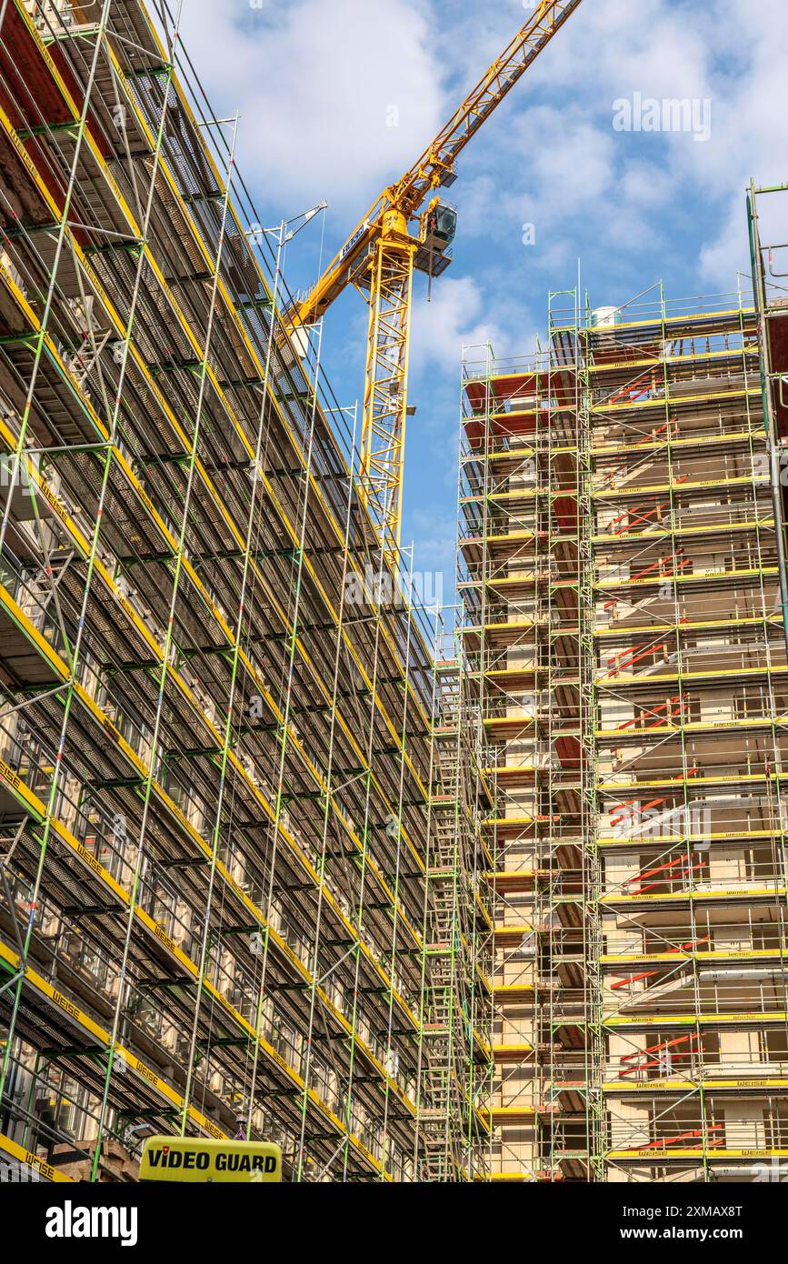 19 floors hi-res stock photography and images - Alamy