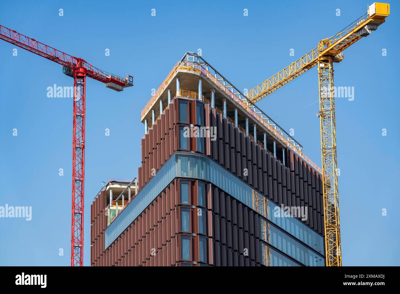 New construction of an office building on Kennedydamm, in Duesseldorf ...