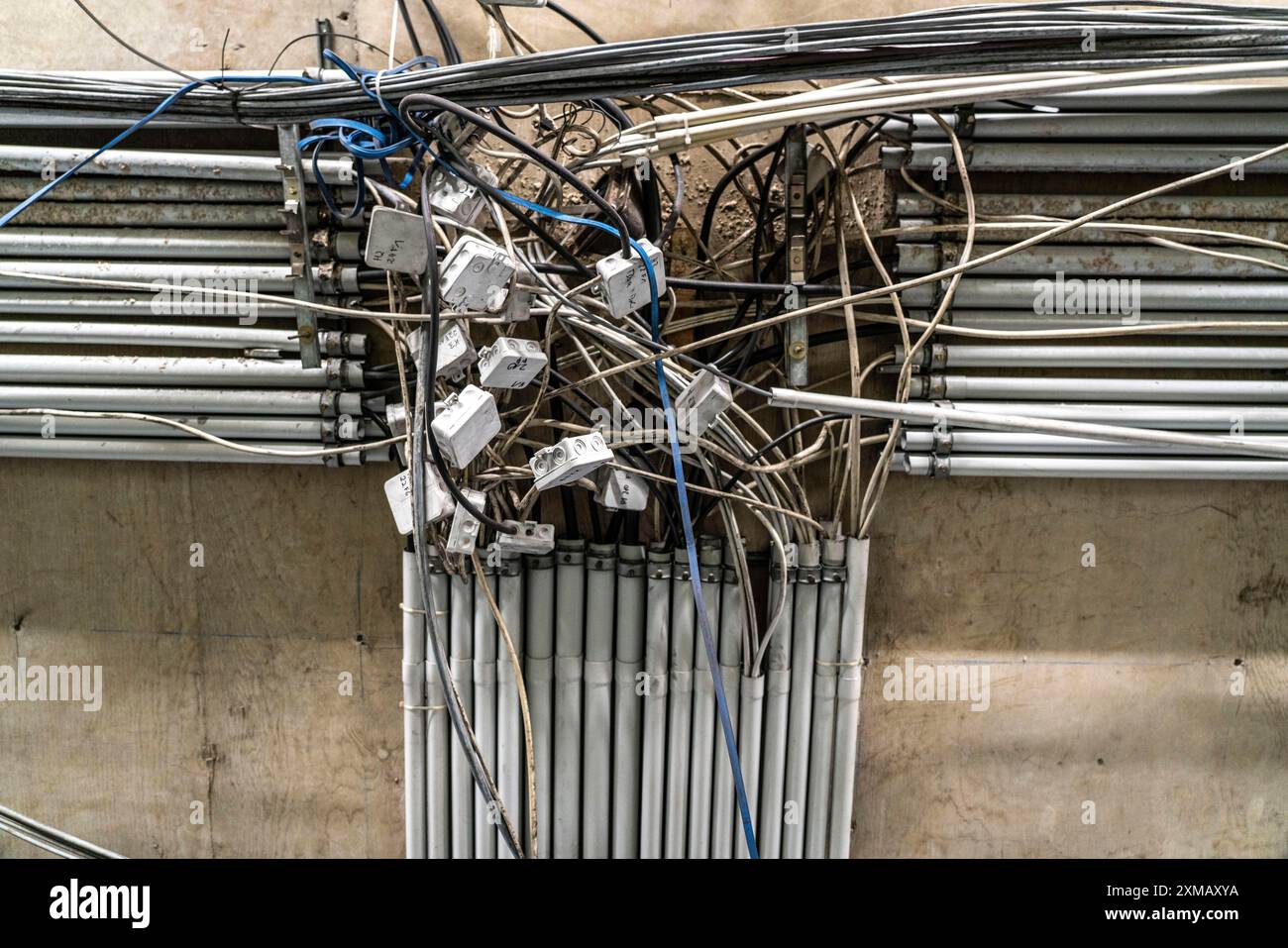 Cabling, cables, junction boxes, power lines, cable installation ...