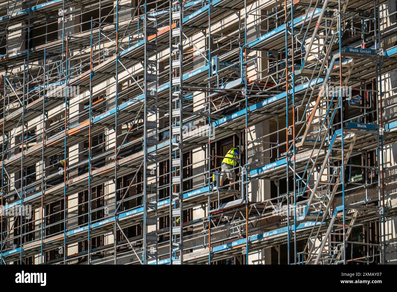 Construction site, at the Cologne Trade Fair Centre, new construction ...