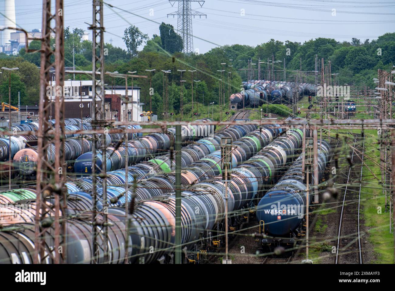 Gelsenkirchen Bismarck marshalling yard, goods trains are assembled and ...