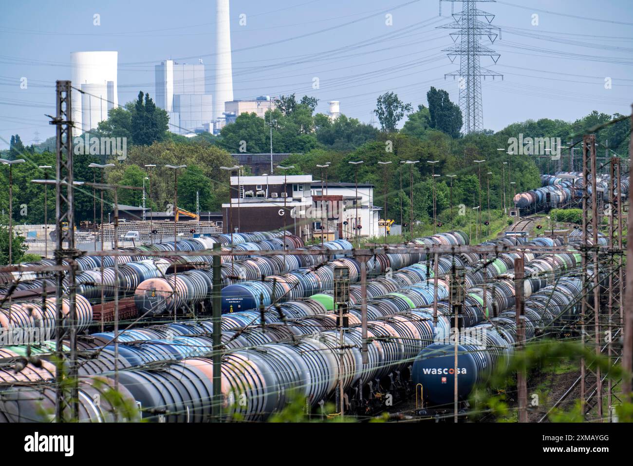 Gelsenkirchen Bismarck marshalling yard, goods trains are assembled and ...