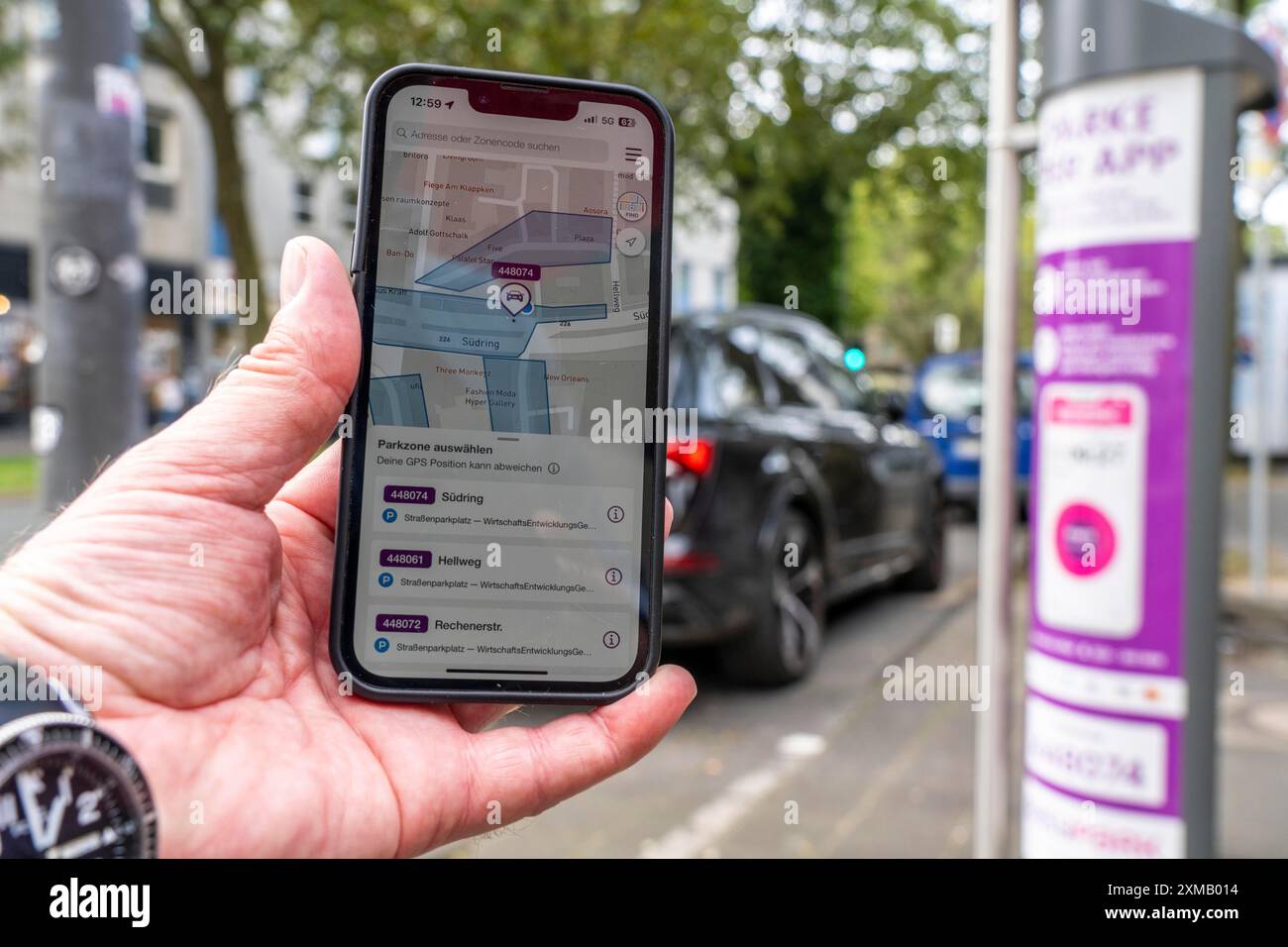 Parking in public spaces via parking app, EasyPark, here in Bochum ...