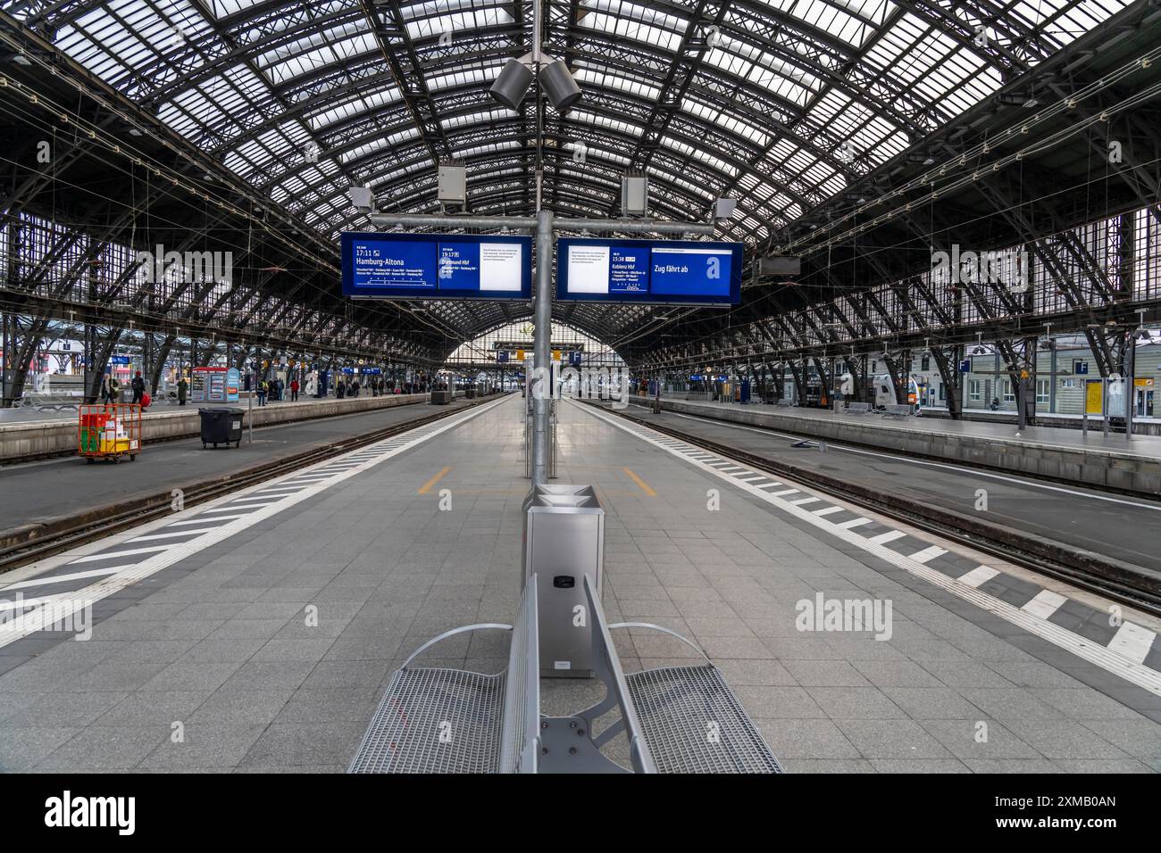 3-day strike by the railway union GDL, only very few local and long ...