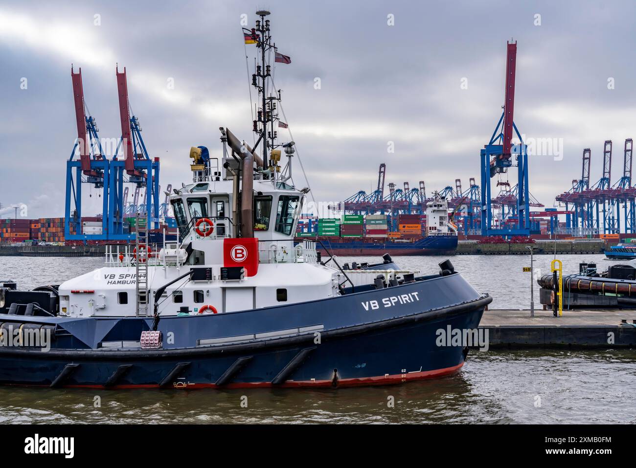 Port of Hamburg, HHLA Container Terminal Burchardkai, Athabaskakai, on ...